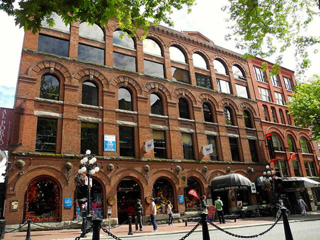 Saiba como é estudar na SELC Vancouver