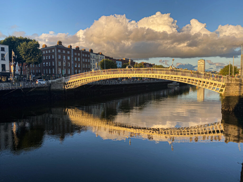 Como acionar o seguro viagem em Dublin