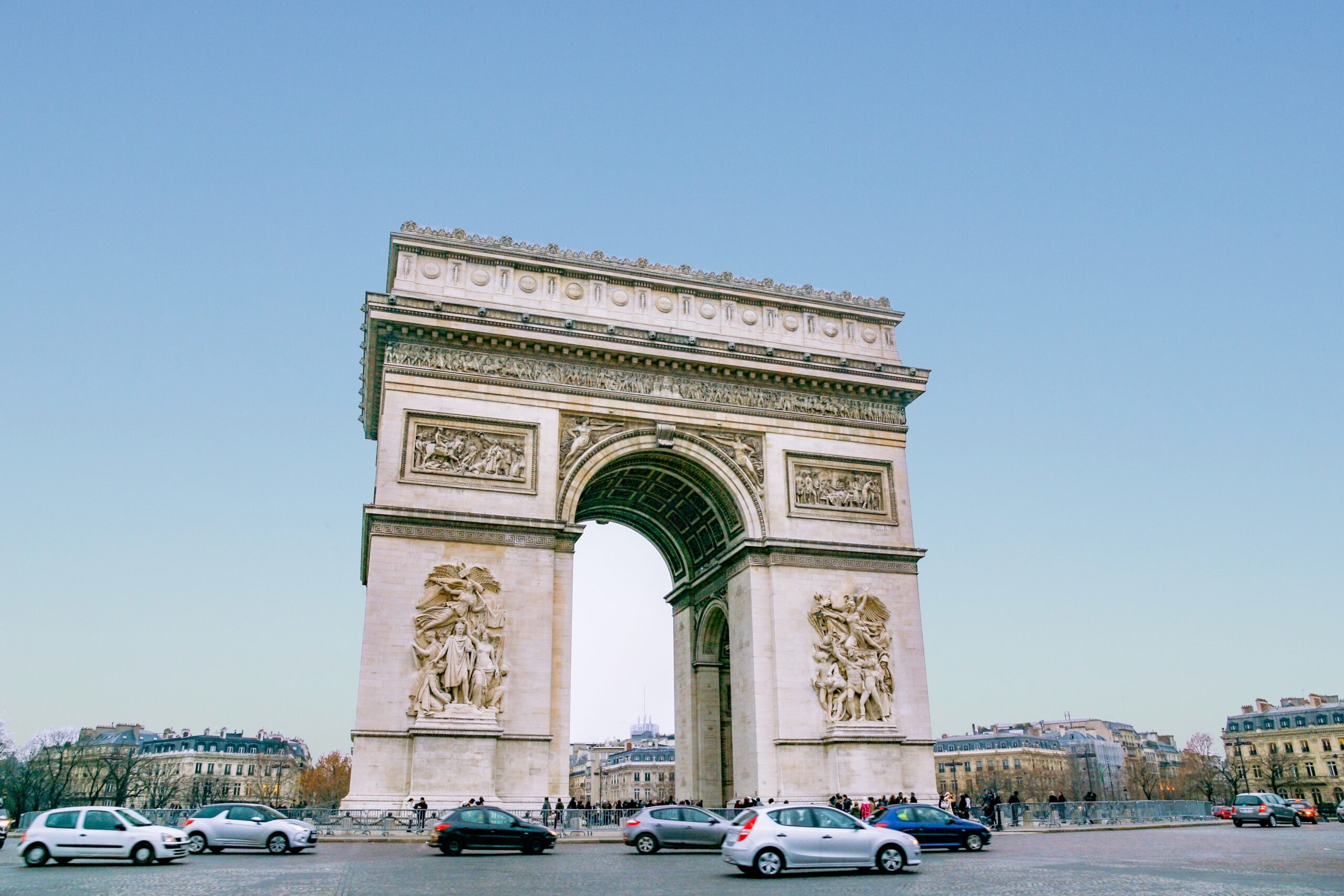 Paris: Conhece as 6 atrações turísticas